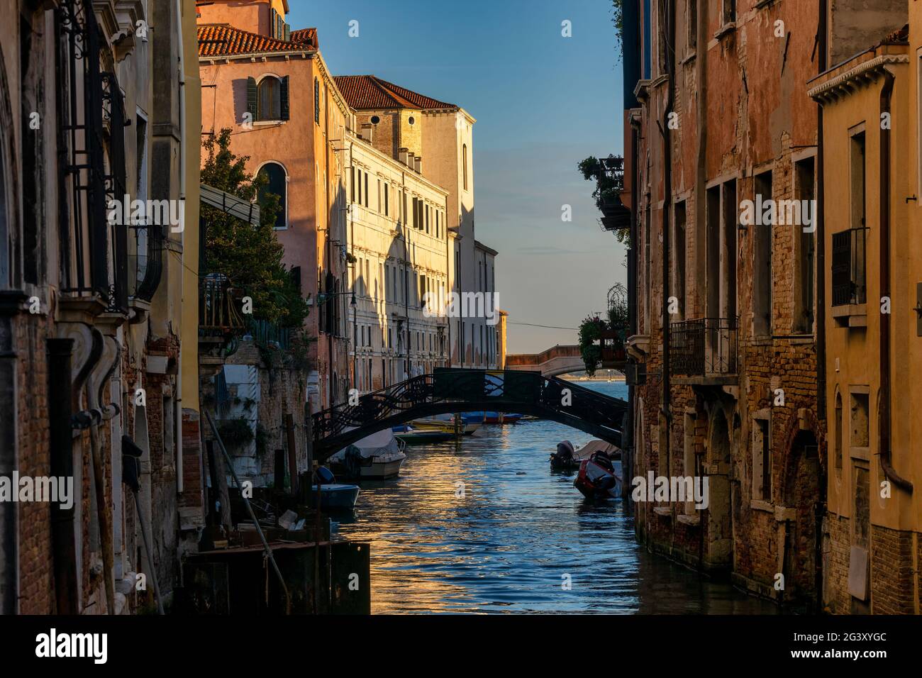 Sunny evening venice hi-res stock photography and images - Alamy