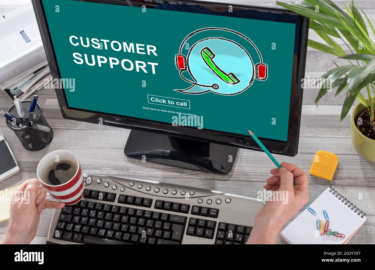 Customer support concept on a computer screen Stock Photo - Alamy