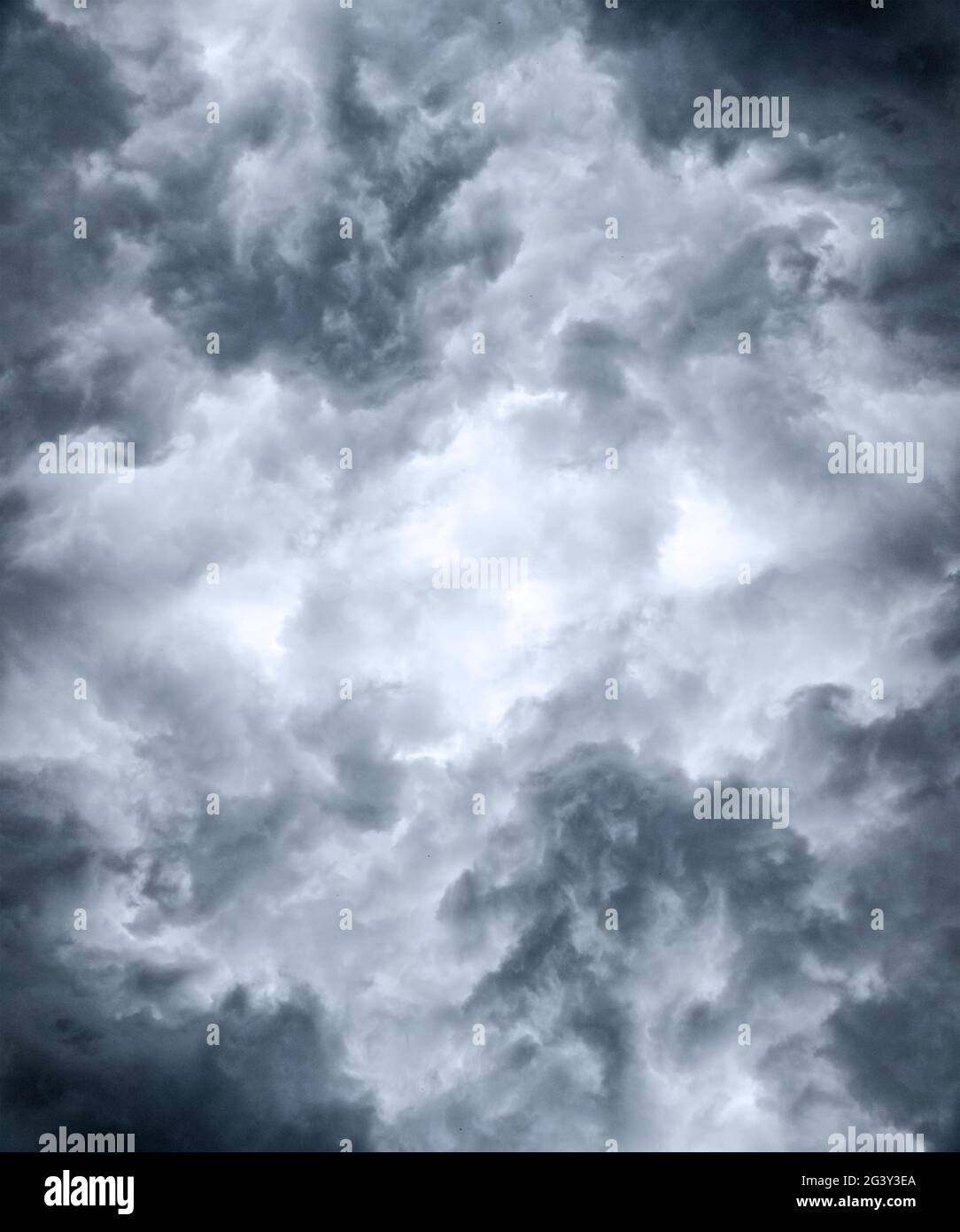 Heavy gale black stormy clouds Stock Photo - Alamy