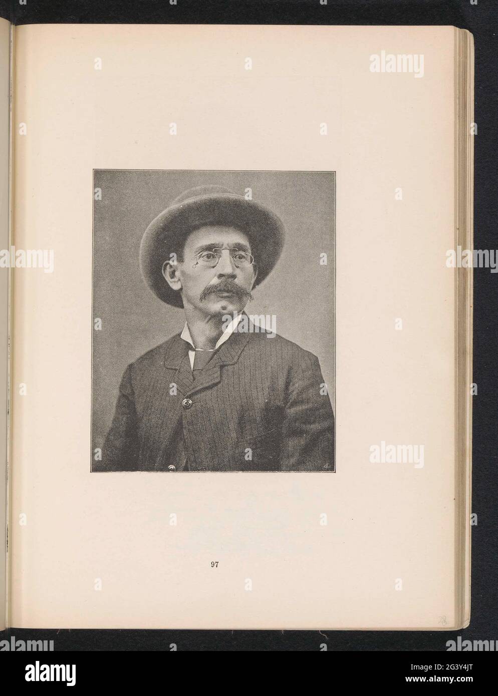 Trivier hi-res stock photography and images - Alamy