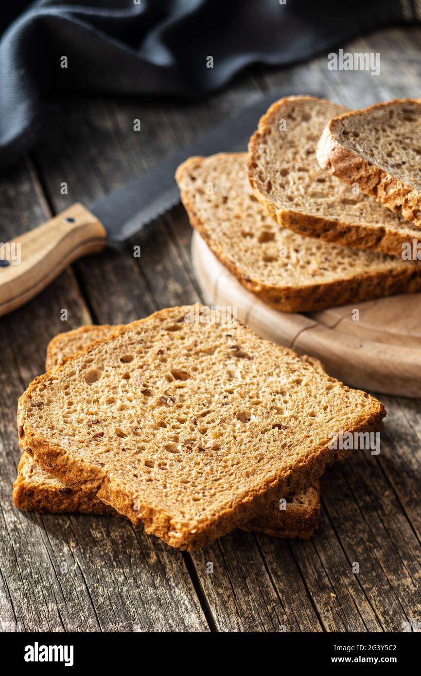 Wholegrain crust hi-res stock photography and images - Alamy