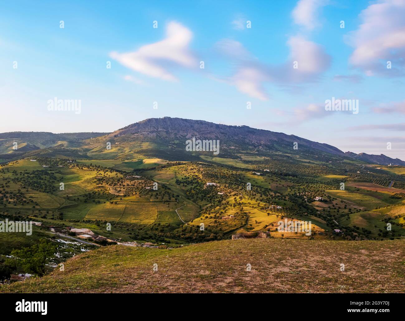 Fez meknes hi-res stock photography and images - Alamy