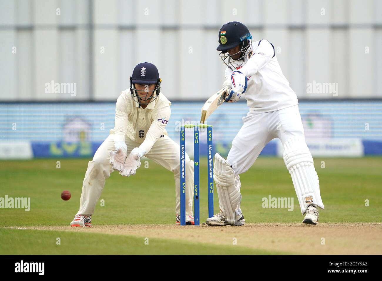 Pooja vastrakar hi-res stock photography and images - Alamy