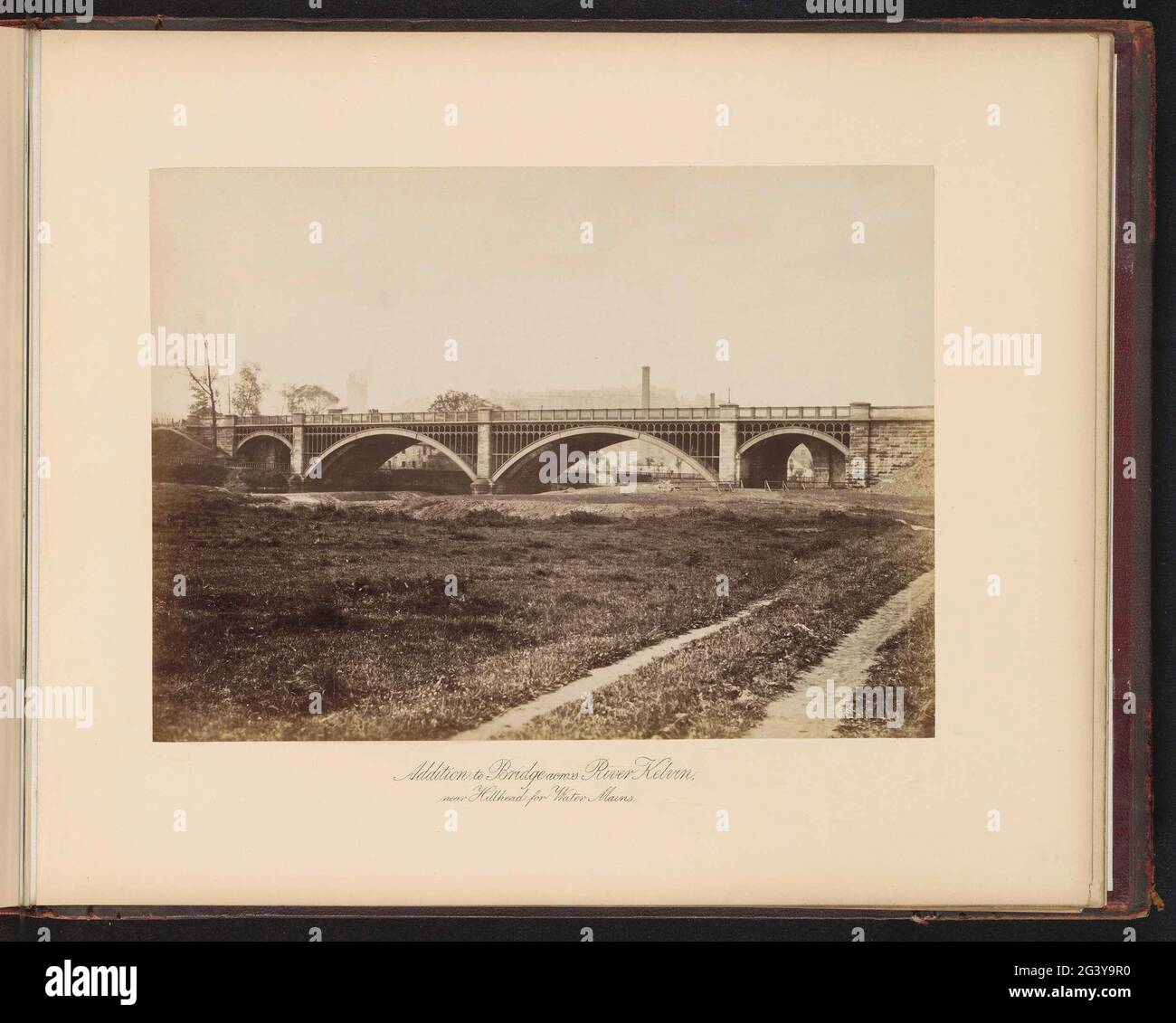 Hillhead bridge hi-res stock photography and images - Alamy