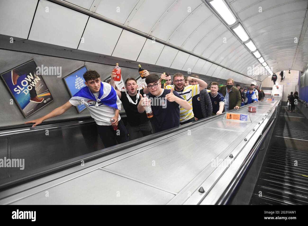 Wembley stadium euro 2021 arch hi-res stock photography and images - Alamy