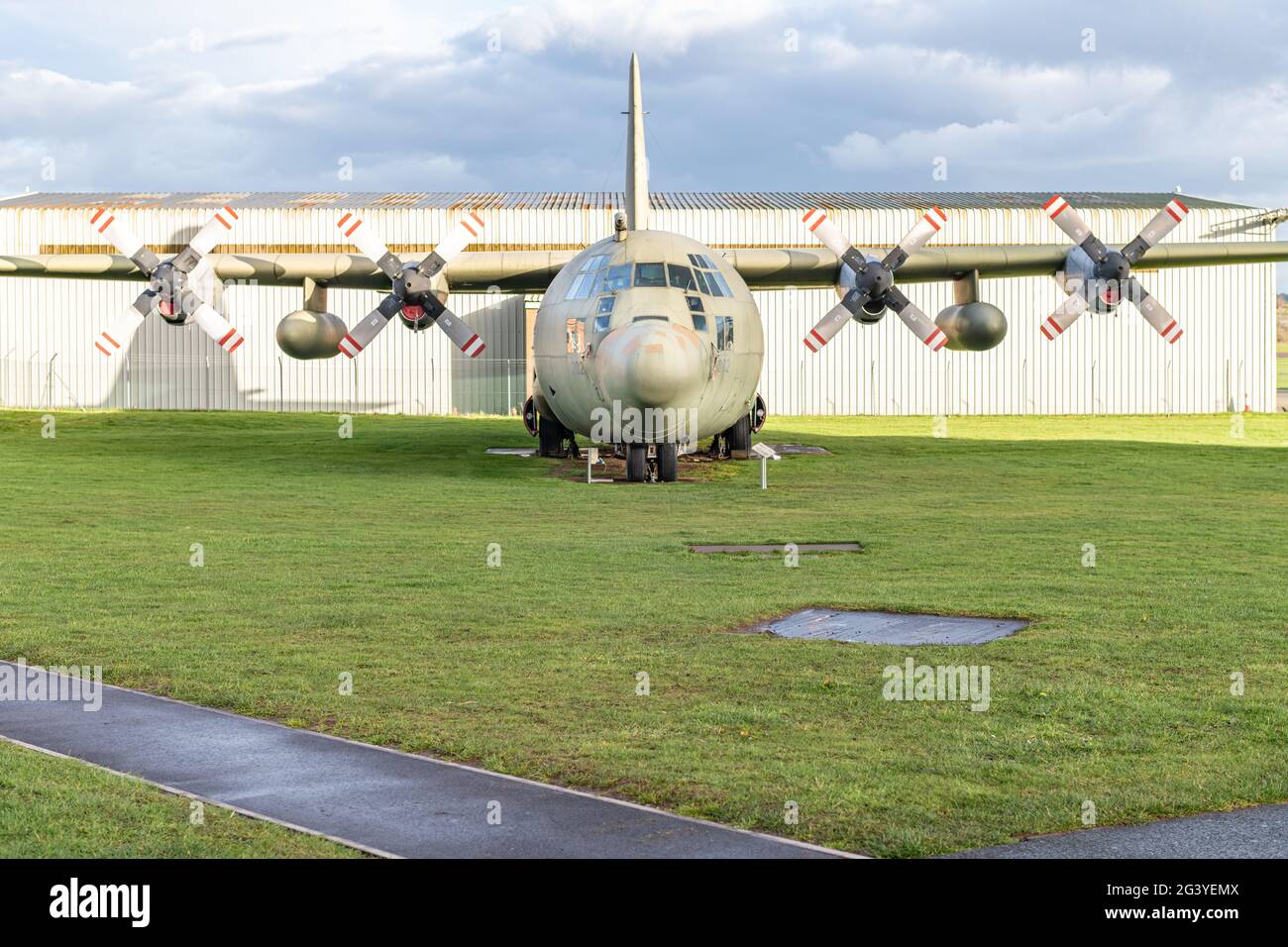 Raf lockheed c130 hercules hi-res stock photography and images - Alamy