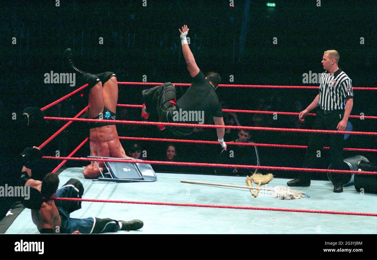 Koelnarena Cologne Germany 1.5.2002, Professional Wrestling: WWF Road ...