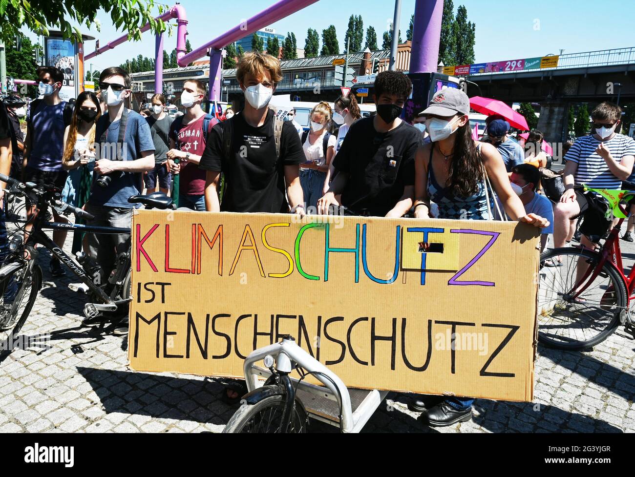 Fridays for future berlin hi-res stock photography and images - Alamy