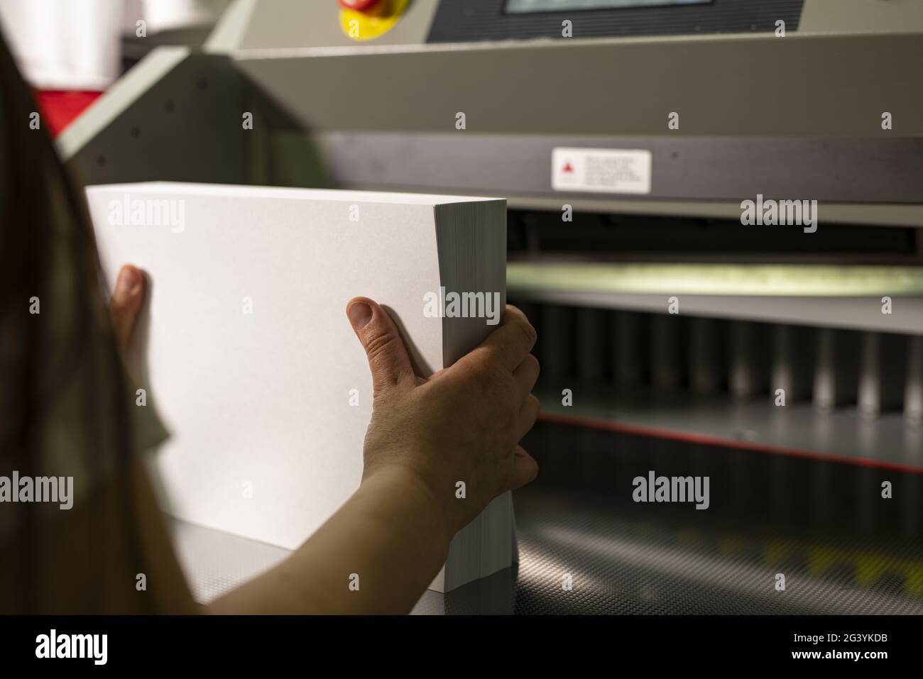 Machine for cutting sheets hi-res stock photography and images - Alamy