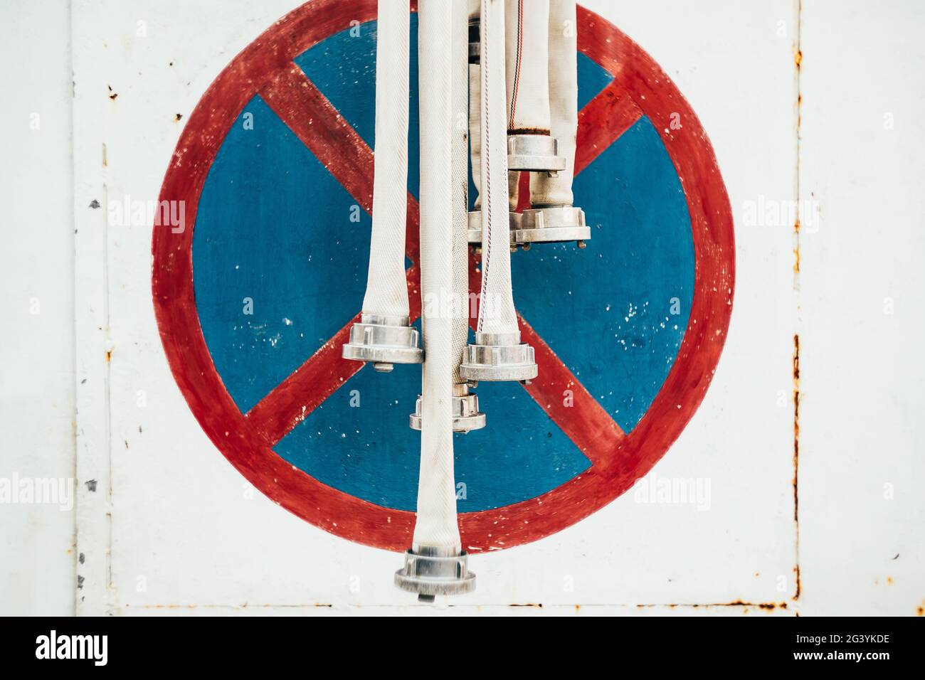 Fire hose wall hi-res stock photography and images - Alamy