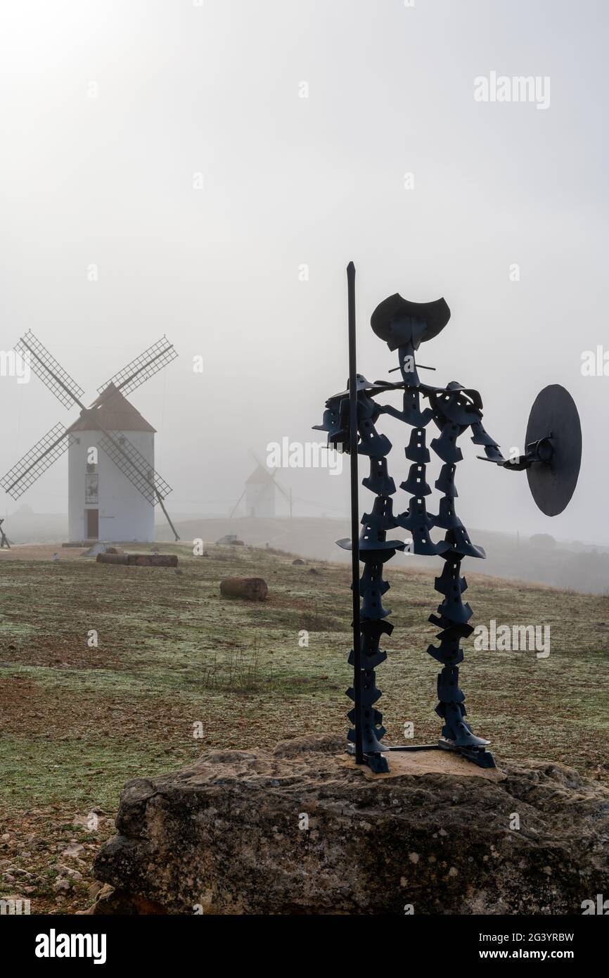 Don quijote statue windmill hi-res stock photography and images - Alamy
