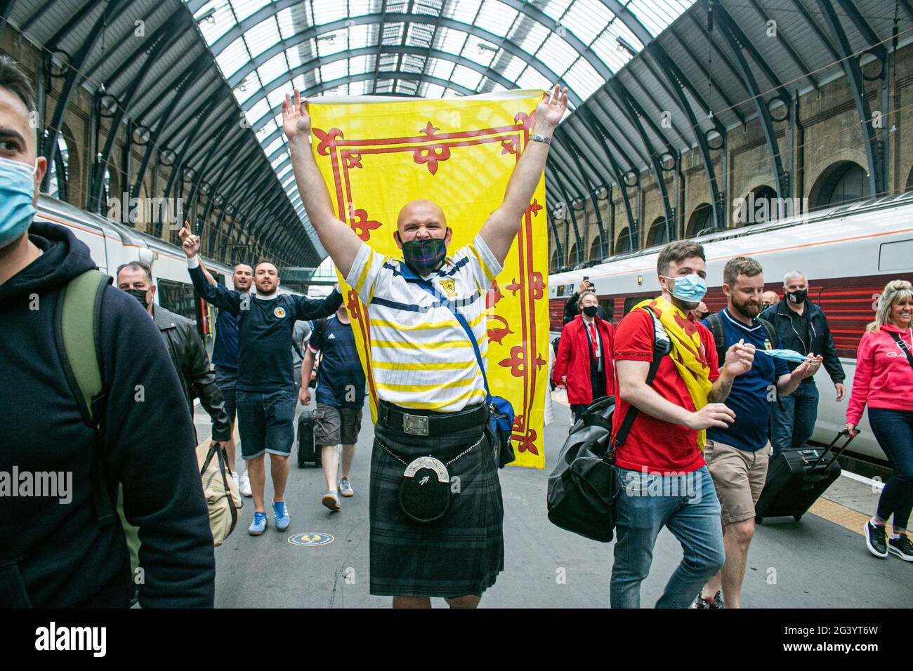 KINGS CROSS LONDON 18 June 2021. Scottish Tartan army football fans ...