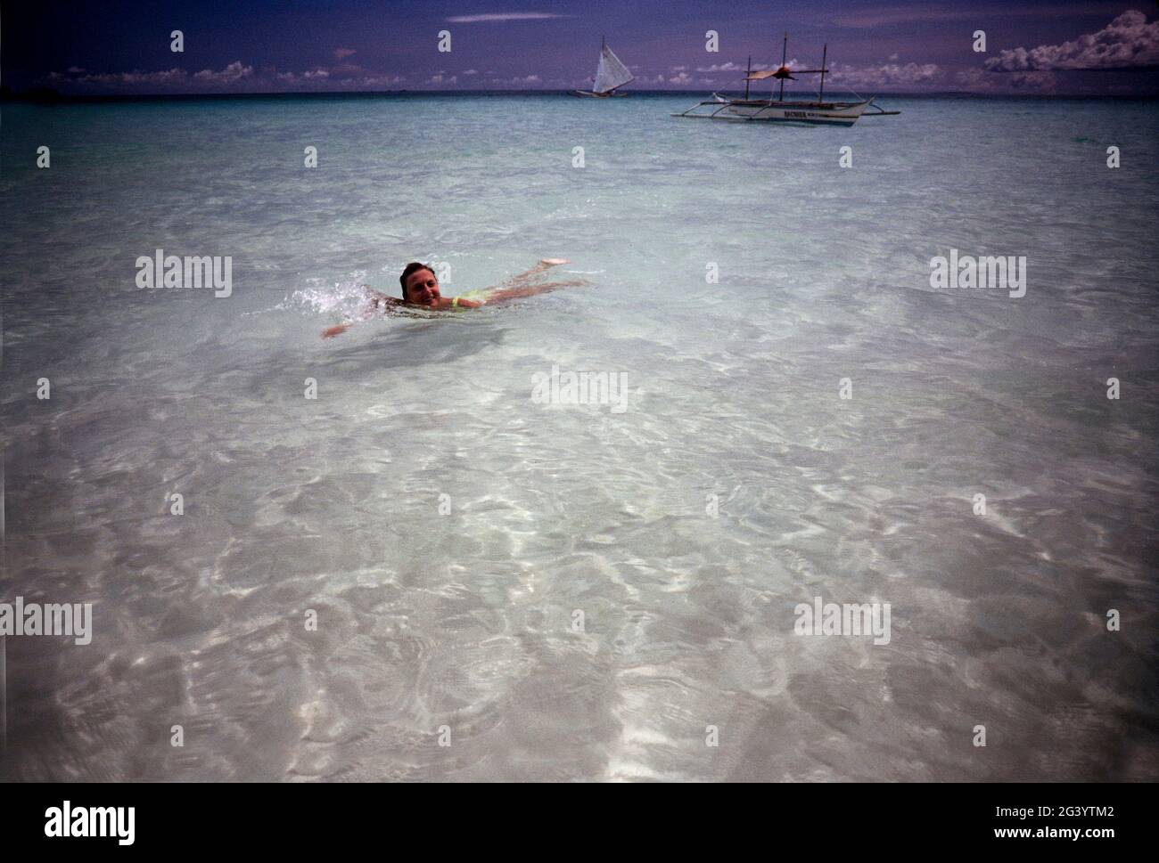 One piece bathing suit hi-res stock photography and images - Alamy