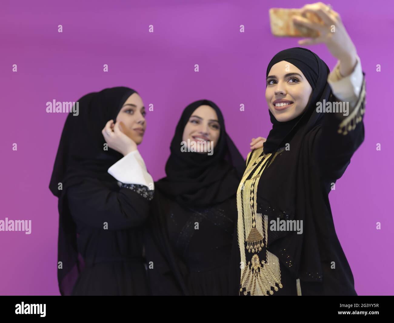 Portrait of Arab women wearing traditional clothes or abaya Stock Photo ...