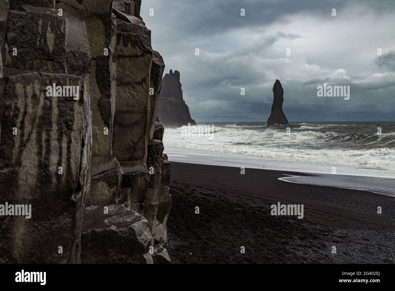 Rainy beach in iceland hi-res stock photography and images - Alamy