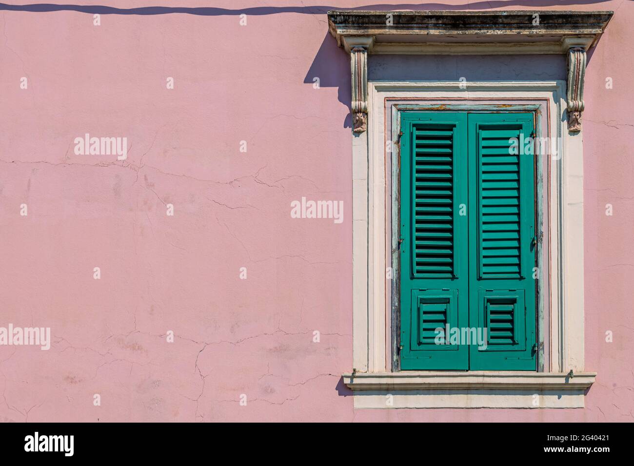 windows in the facades of ancient medieval houses Stock Photo - Alamy