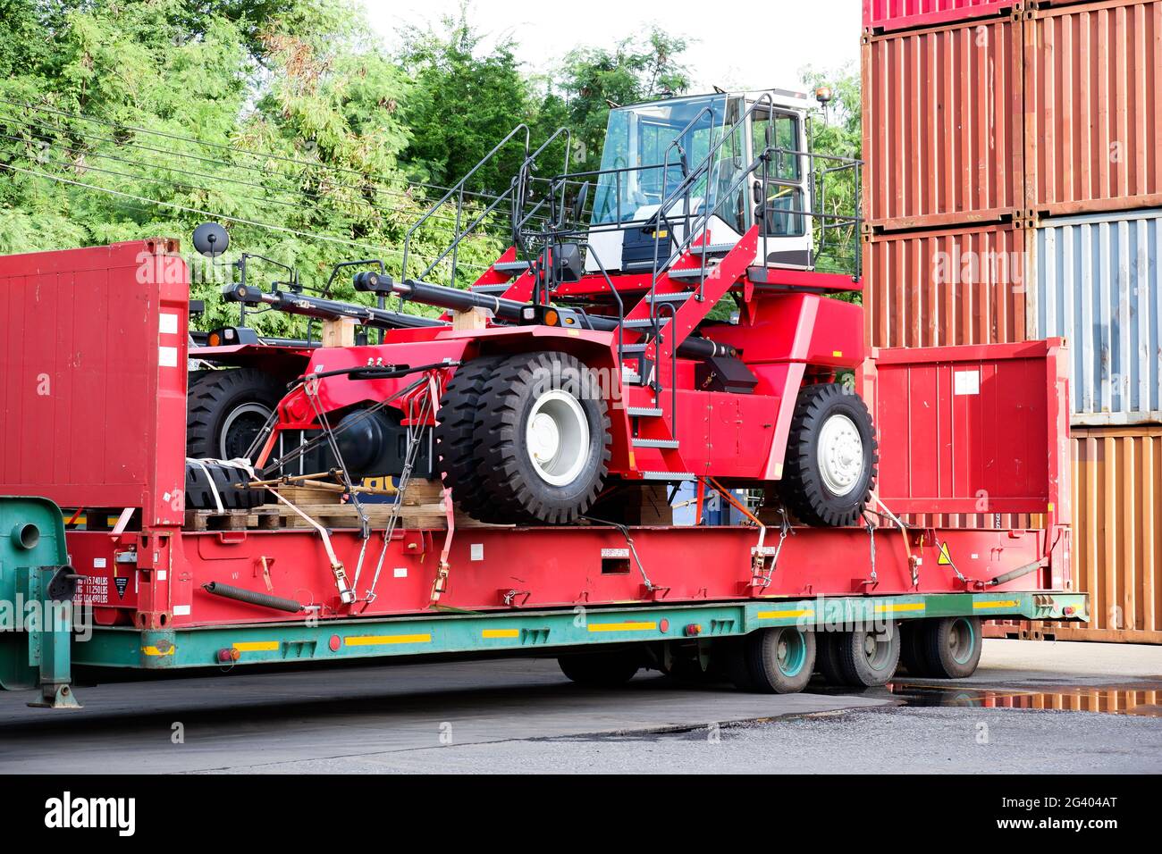 Heavy trucks, machinery trucks container truck Stock Photo - Alamy