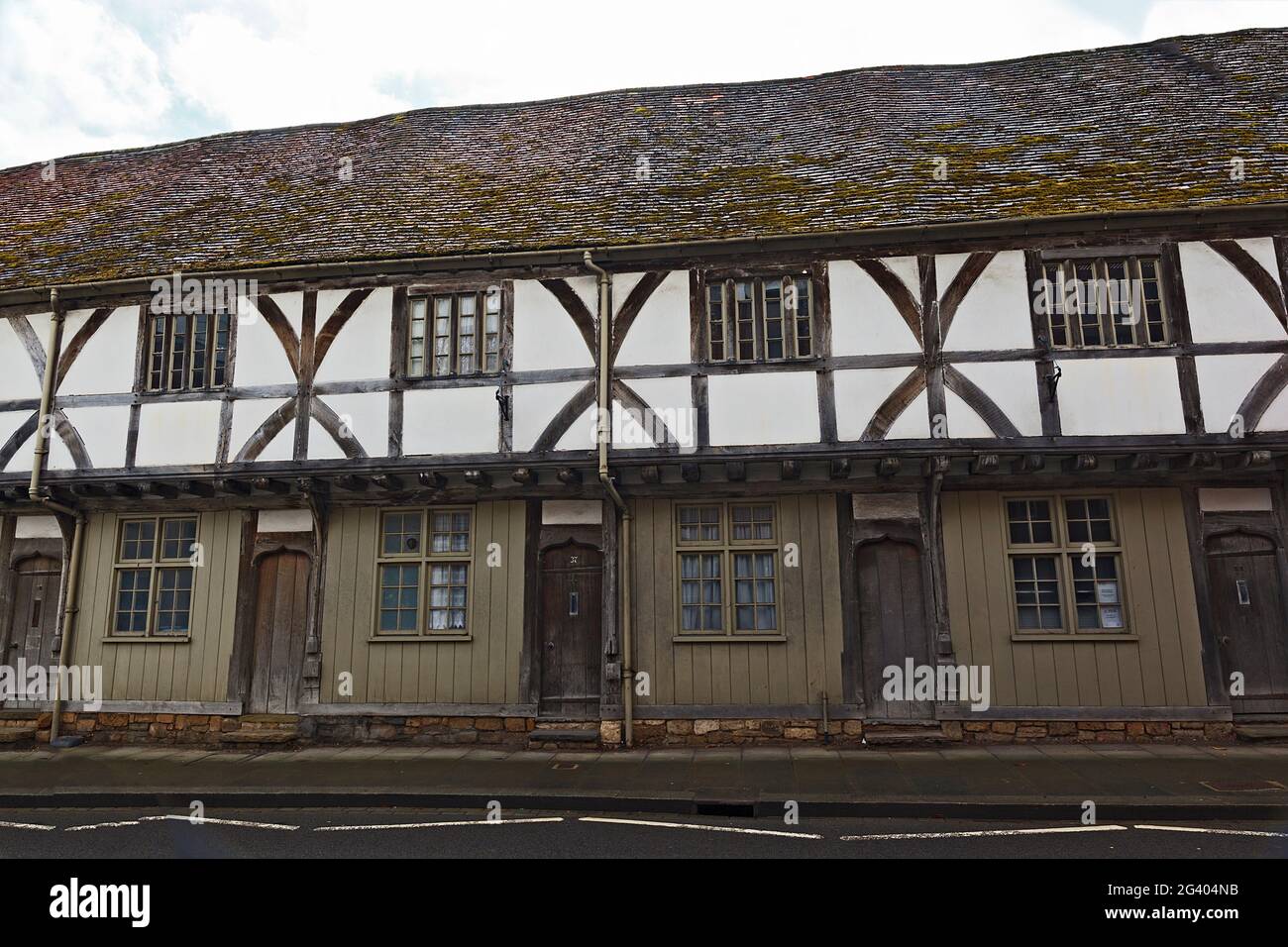 Tudor period architecture hi-res stock photography and images - Alamy