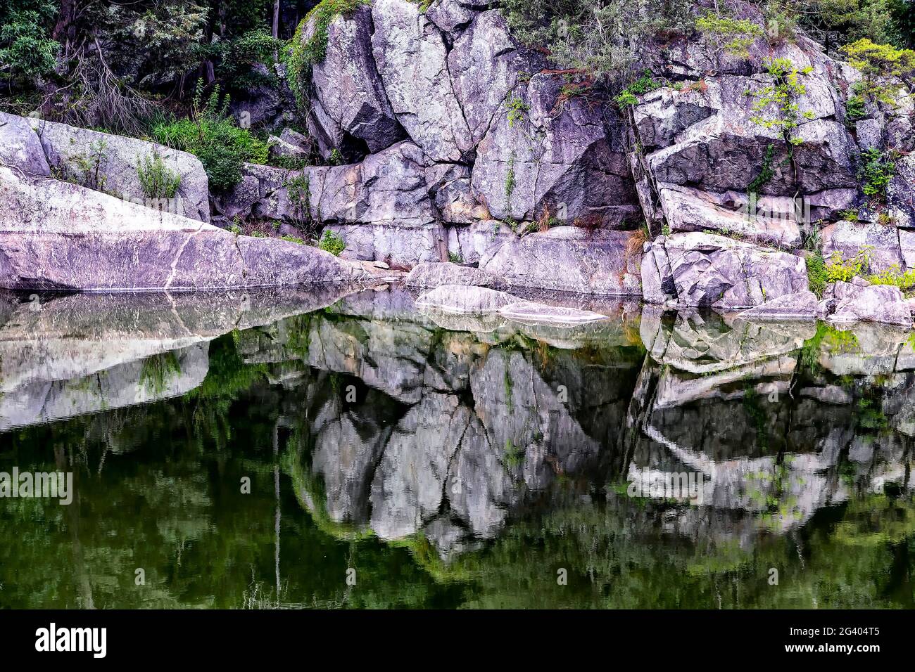 Bleached rock mountain hi-res stock photography and images - Alamy