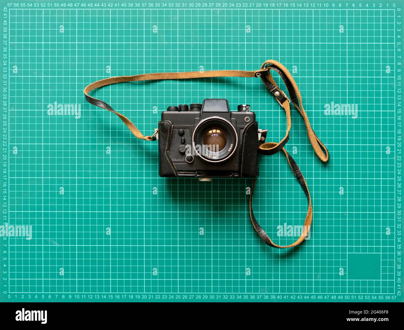 vintage classic old fashioned photo camera, simple creative idea ...