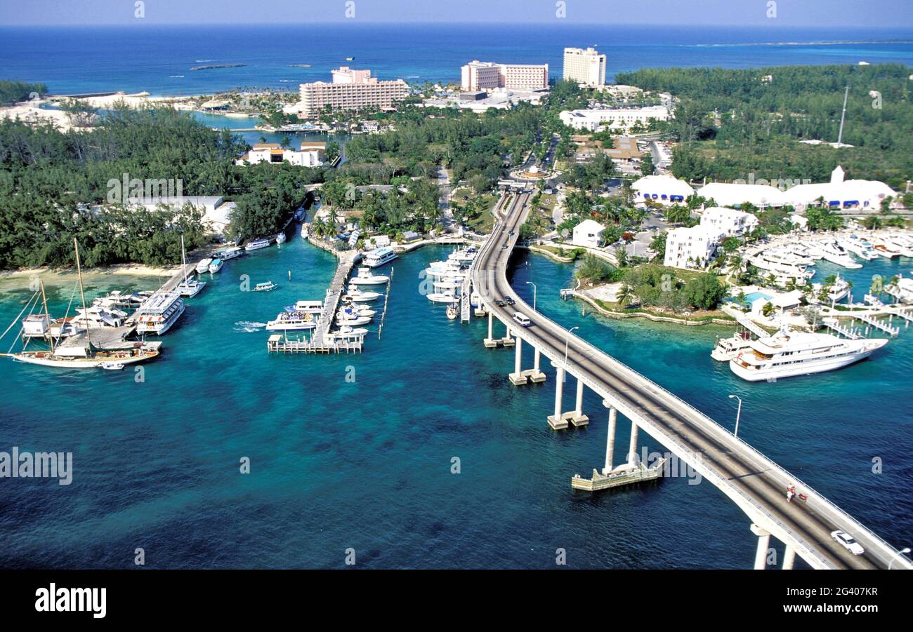BAHAMAS, PARADISE ISLAND, AERIAL VIEW Stock Photo - Alamy