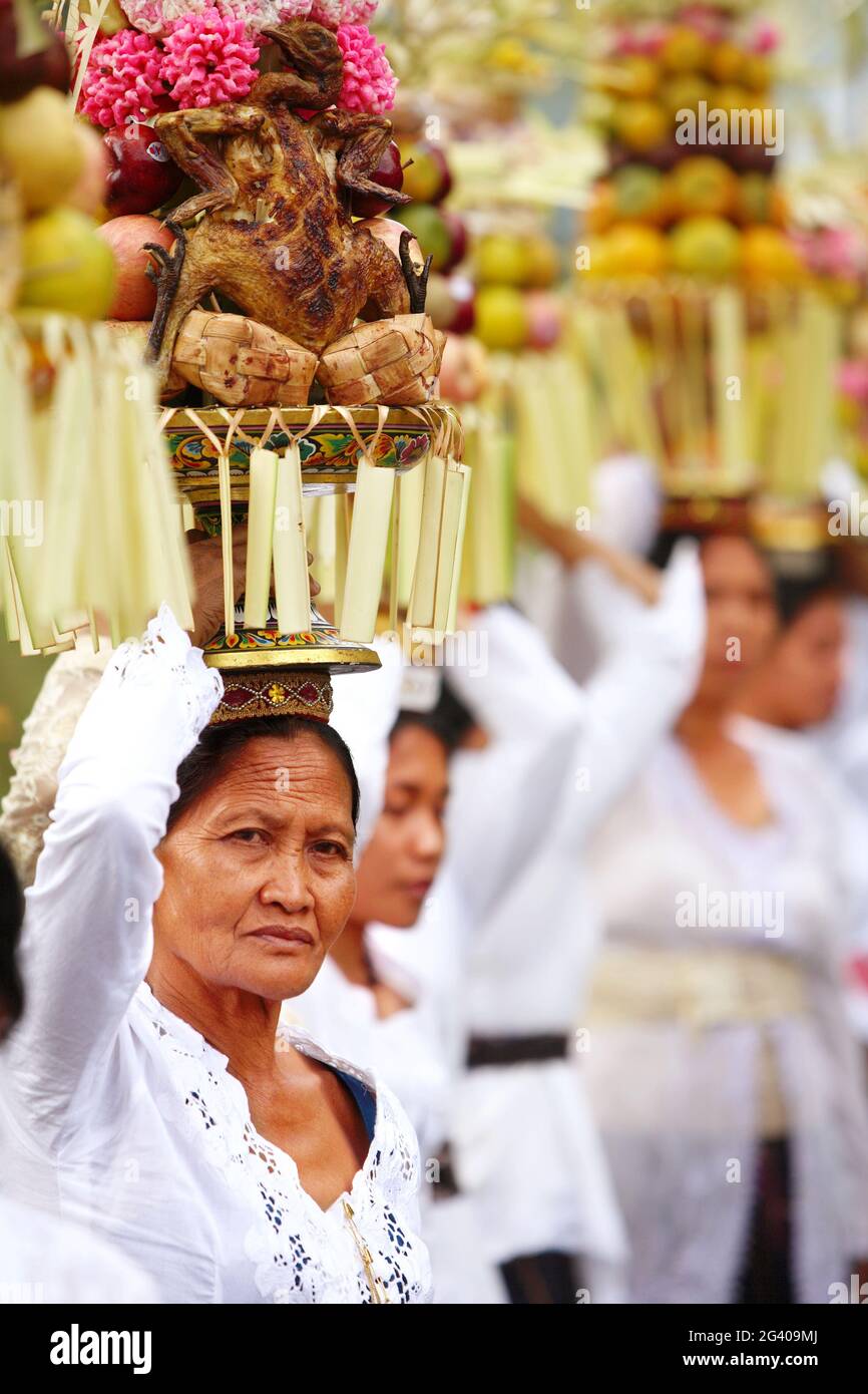 INDONESIA. BALI ISLAND. CREMATION CEREMONY Stock Photo - Alamy