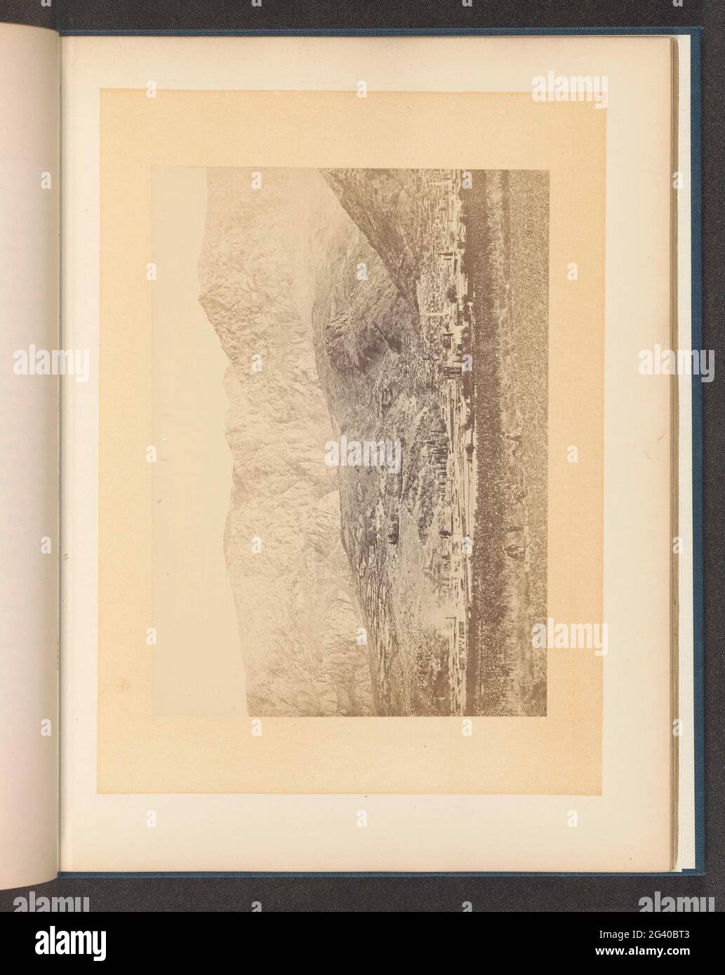 View of the ruins of Magnesia to the Sipylos Stock Photo - Alamy