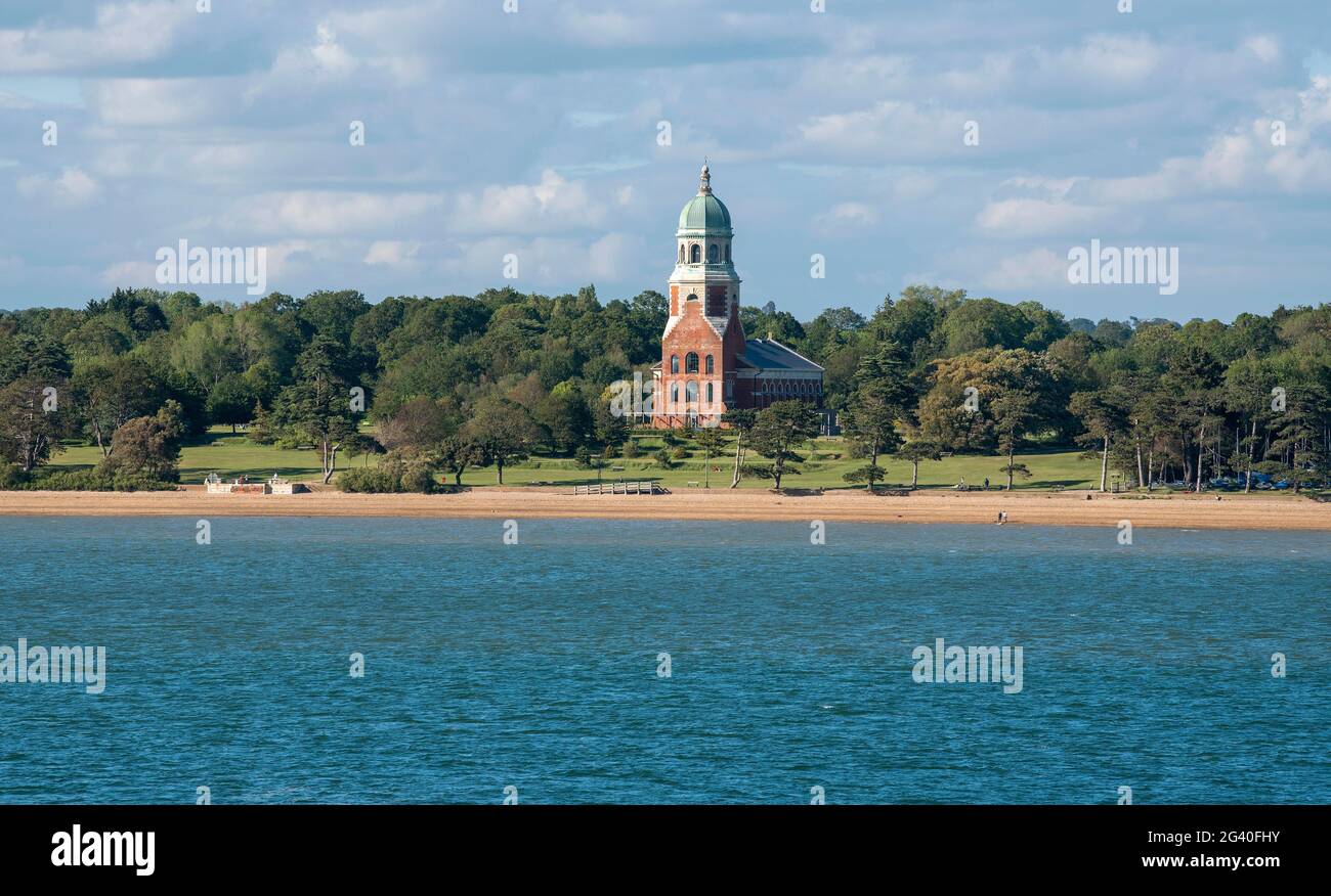 Netley and southampton water hi-res stock photography and images - Alamy