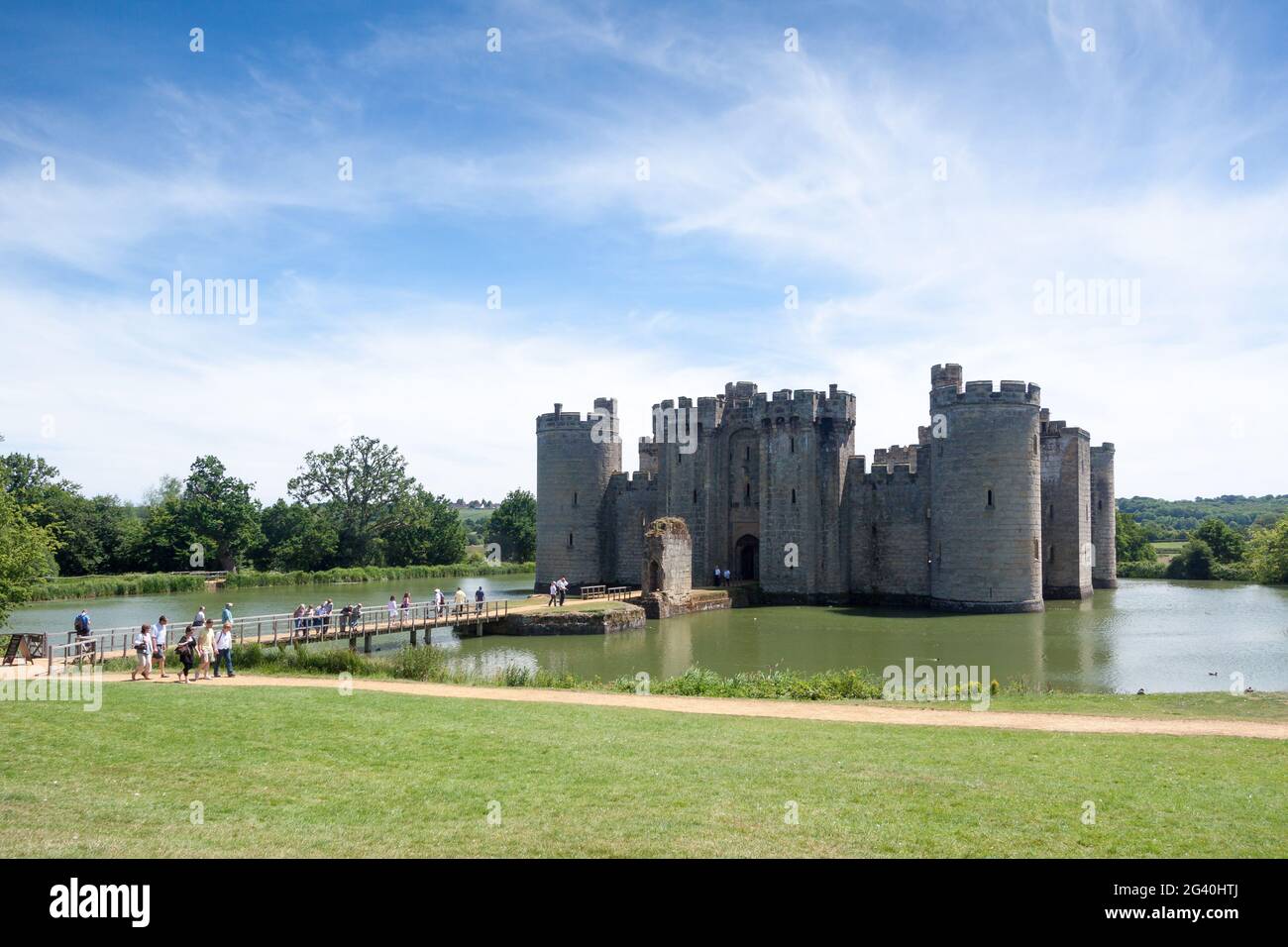Bodiam castle robertsbridge hi-res stock photography and images - Alamy