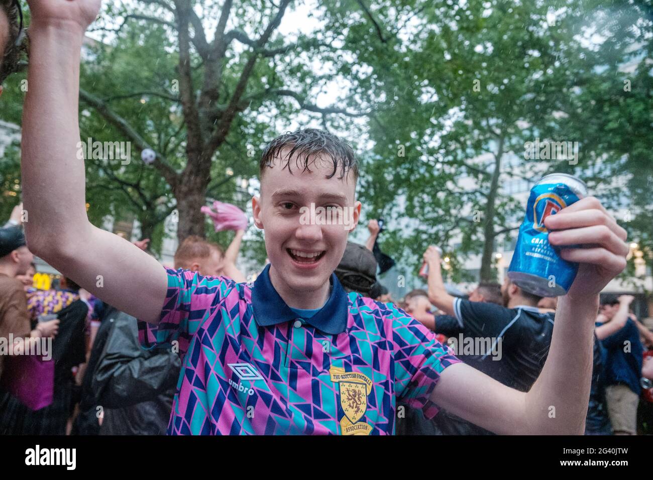 Scottish Fans & The Tartan Army came down to London to support their ...