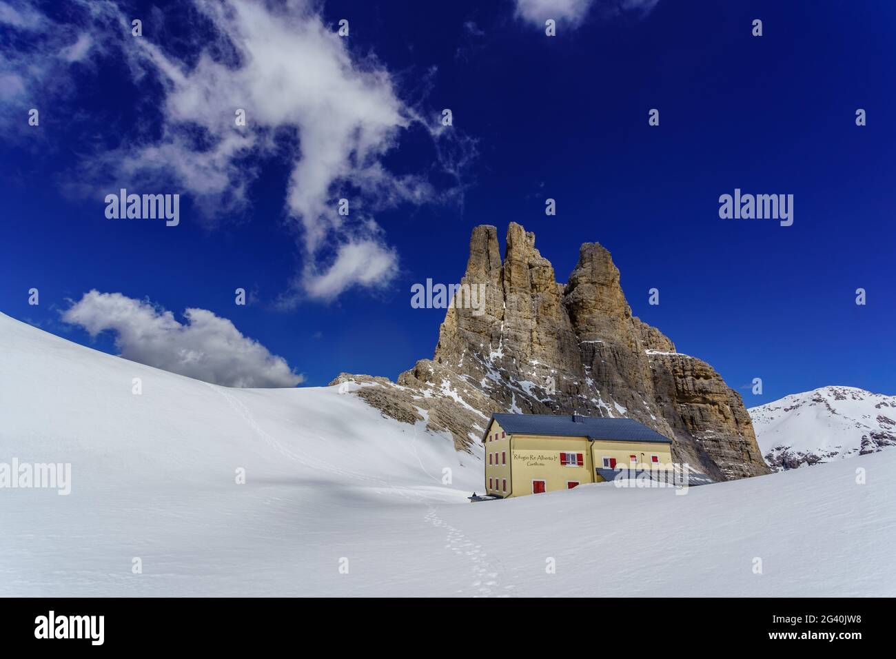 Rifugio alberto hi-res stock photography and images - Alamy