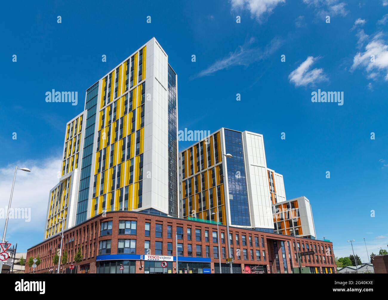 Accommodation block hi-res stock photography and images - Alamy