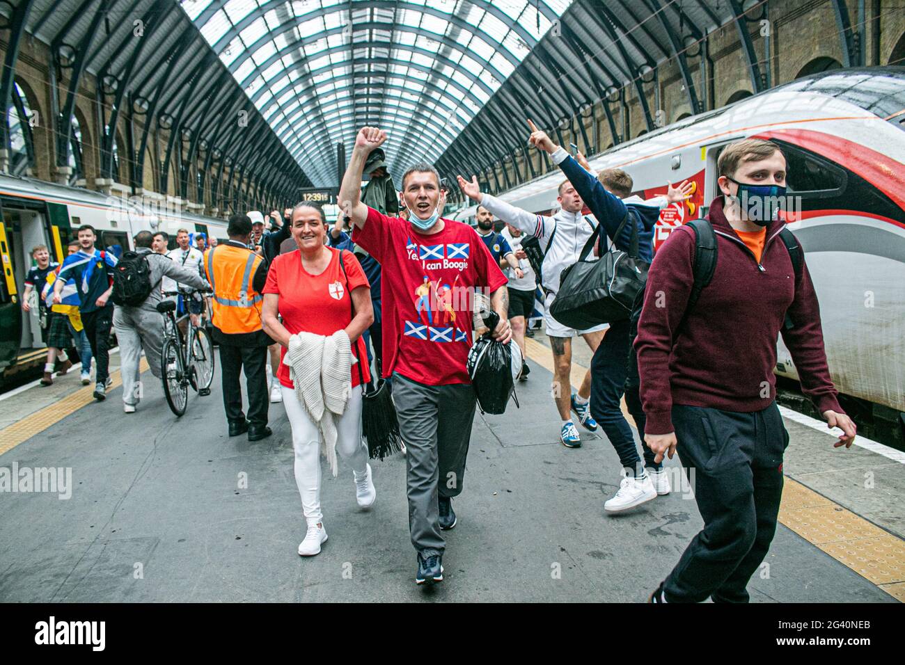 KINGS CROSS LONDON 18 June 2021. Scottish Tartan army football fans ...
