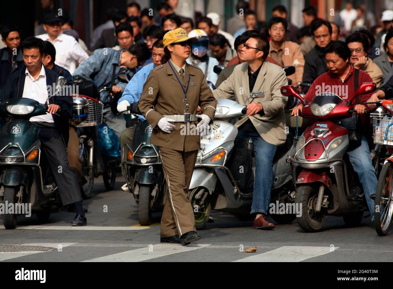 Traffic control china chinese hi-res stock photography and images - Alamy