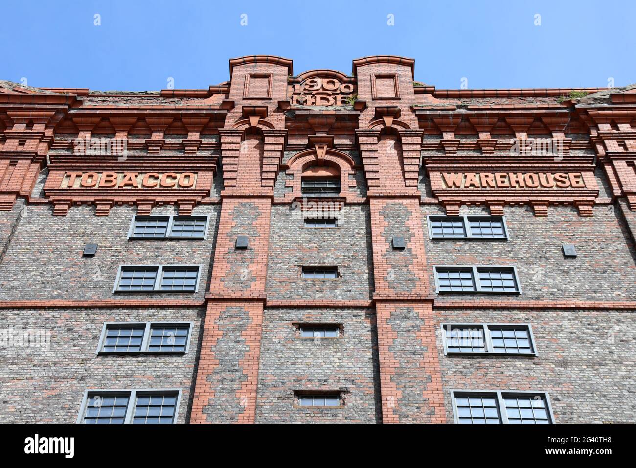 Tobacco warehouse hi-res stock photography and images - Alamy