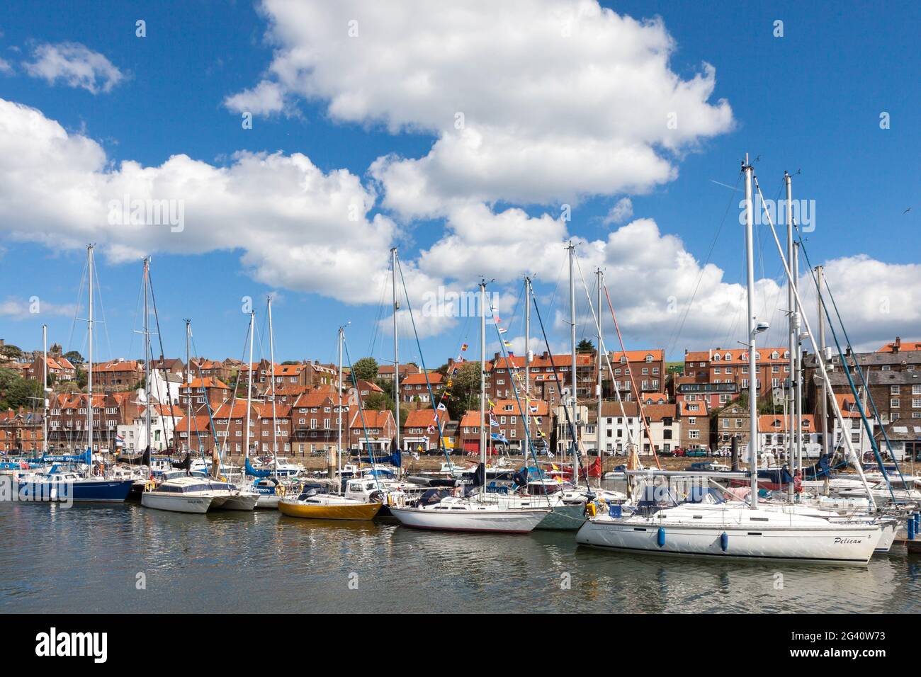 Whitby waterfront hi-res stock photography and images - Alamy