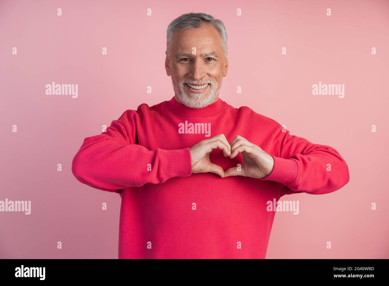 Shows gesture heart hi-res stock photography and images - Alamy