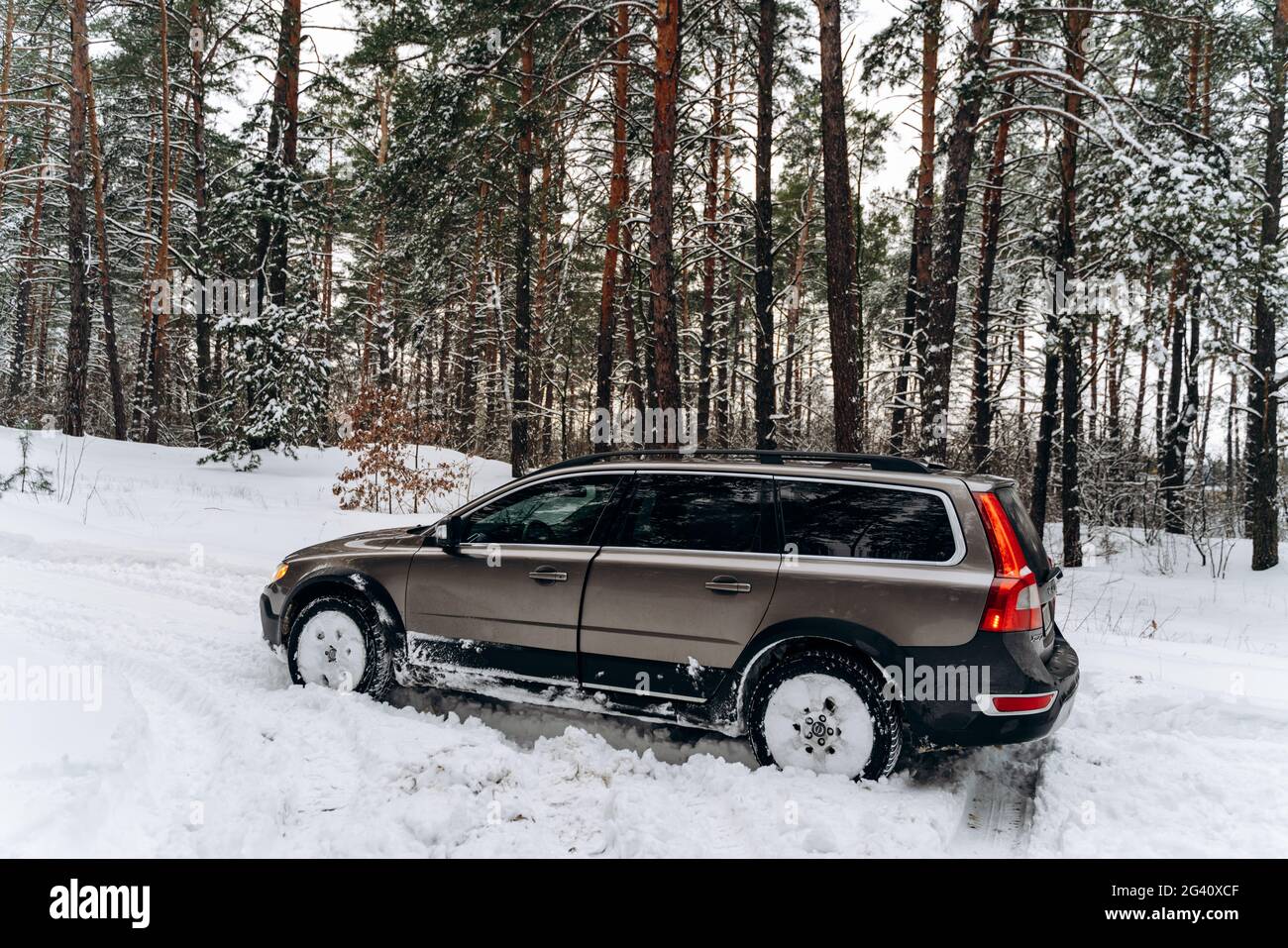 Volvo v70 xc hi-res stock photography and images - Alamy