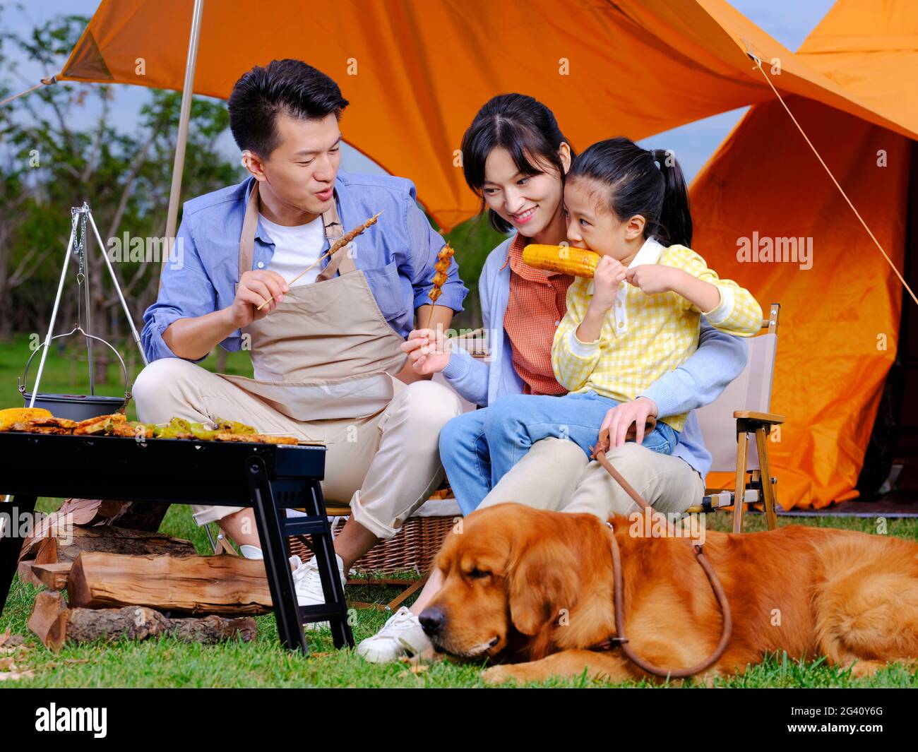 Dog barbecue china hi-res stock photography and images - Alamy