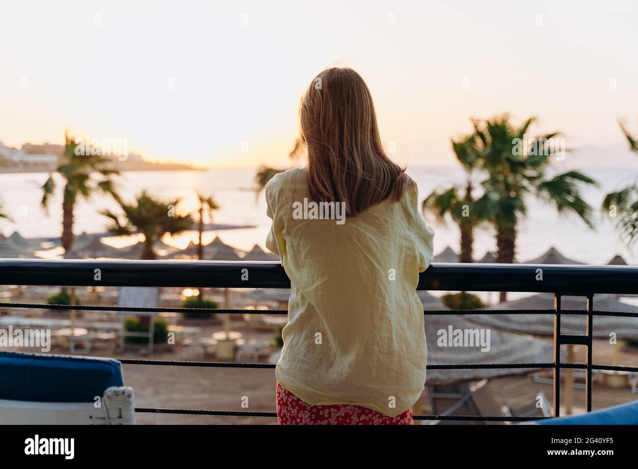 Rear view back turned hi-res stock photography and images - Alamy