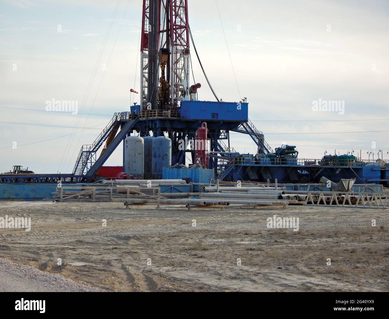 Oilfield drill hi-res stock photography and images - Alamy