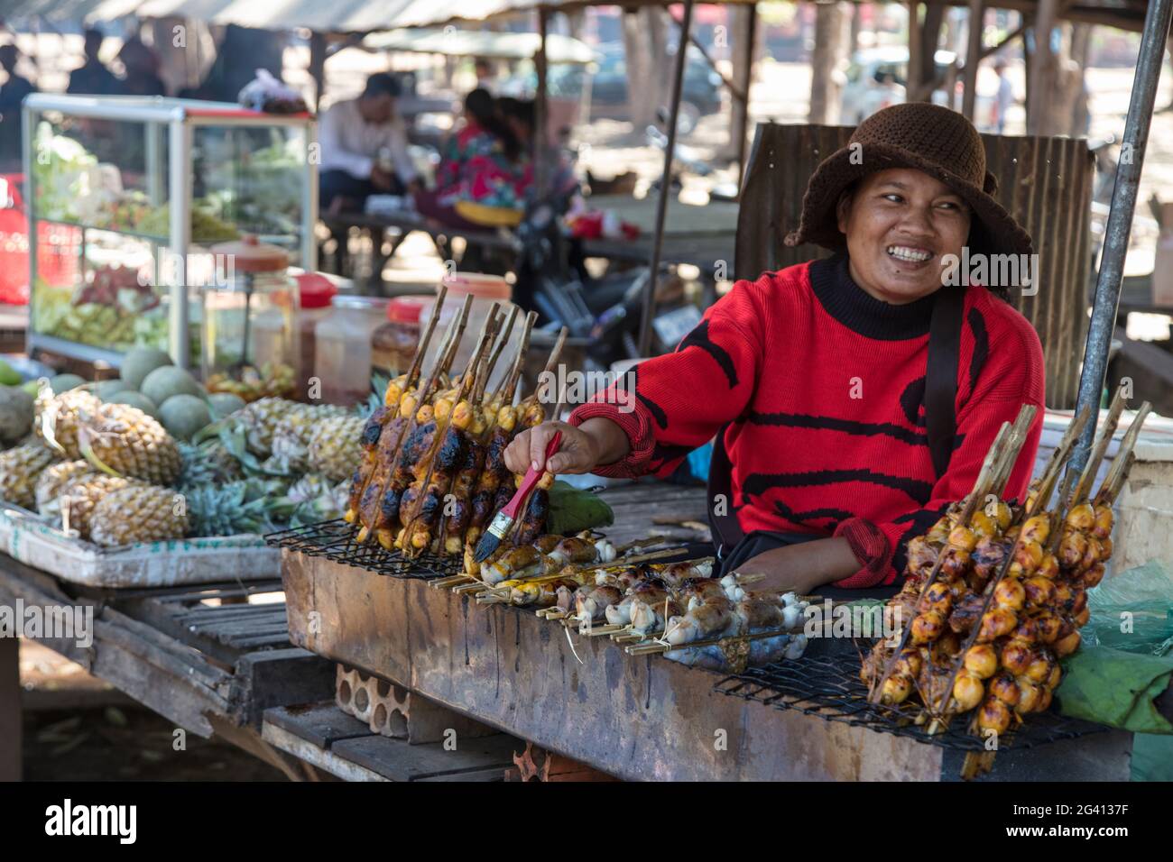 Cambodian barbecued frogs hi-res stock photography and images - Alamy