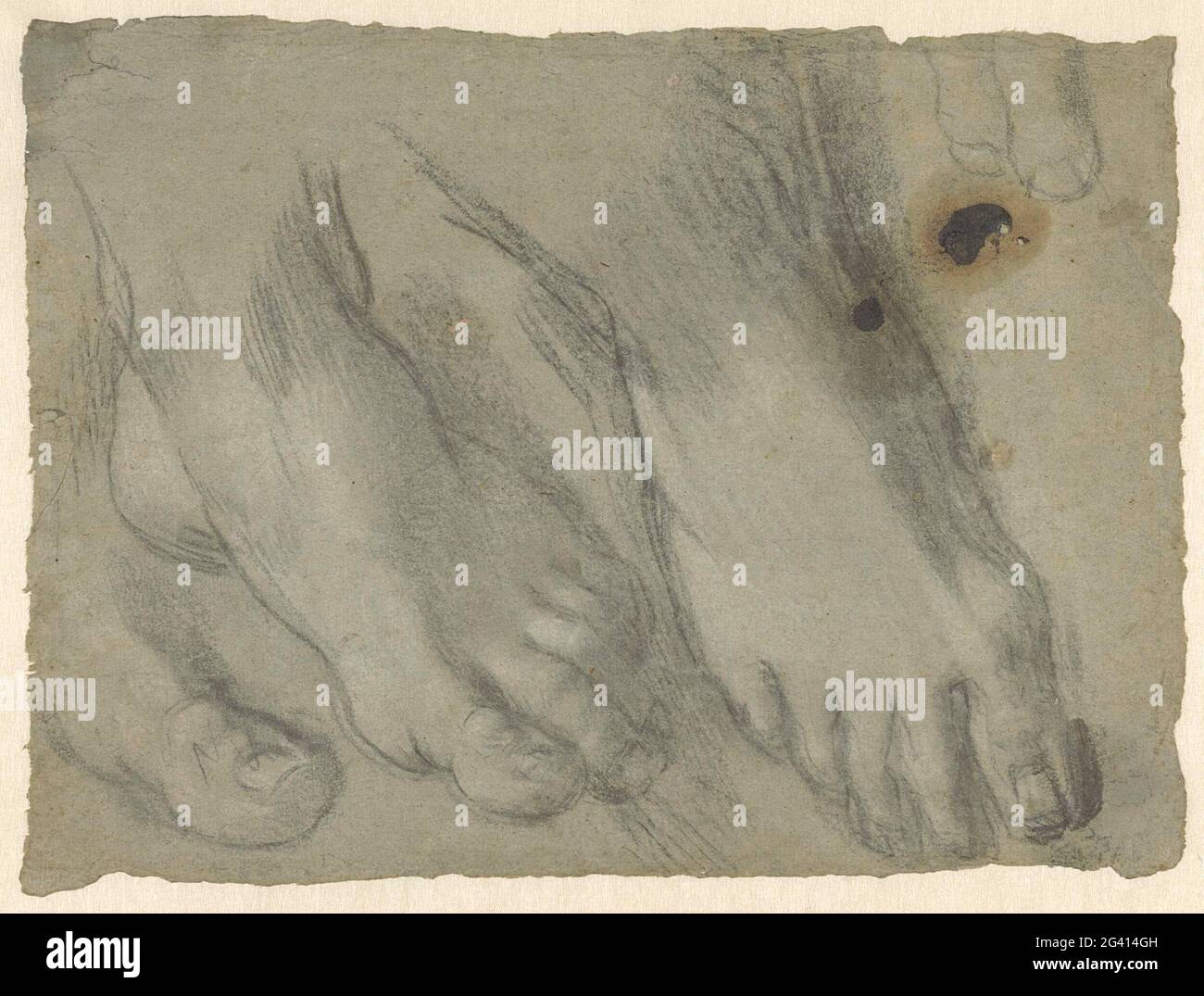 Study of two feet hi-res stock photography and images - Alamy