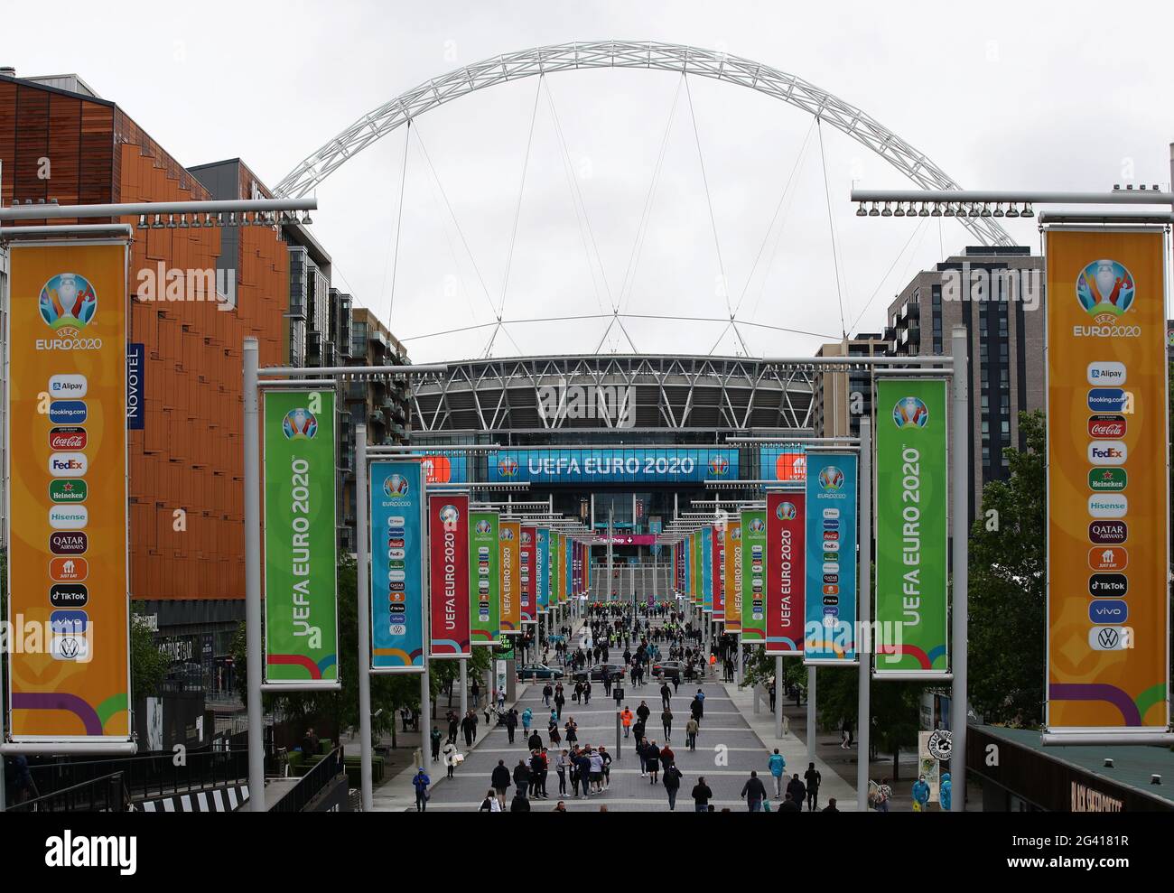 Wembley stadium general view hi-res stock photography and images - Alamy