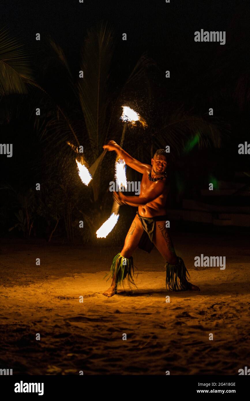 Tiki cultures hi-res stock photography and images - Alamy