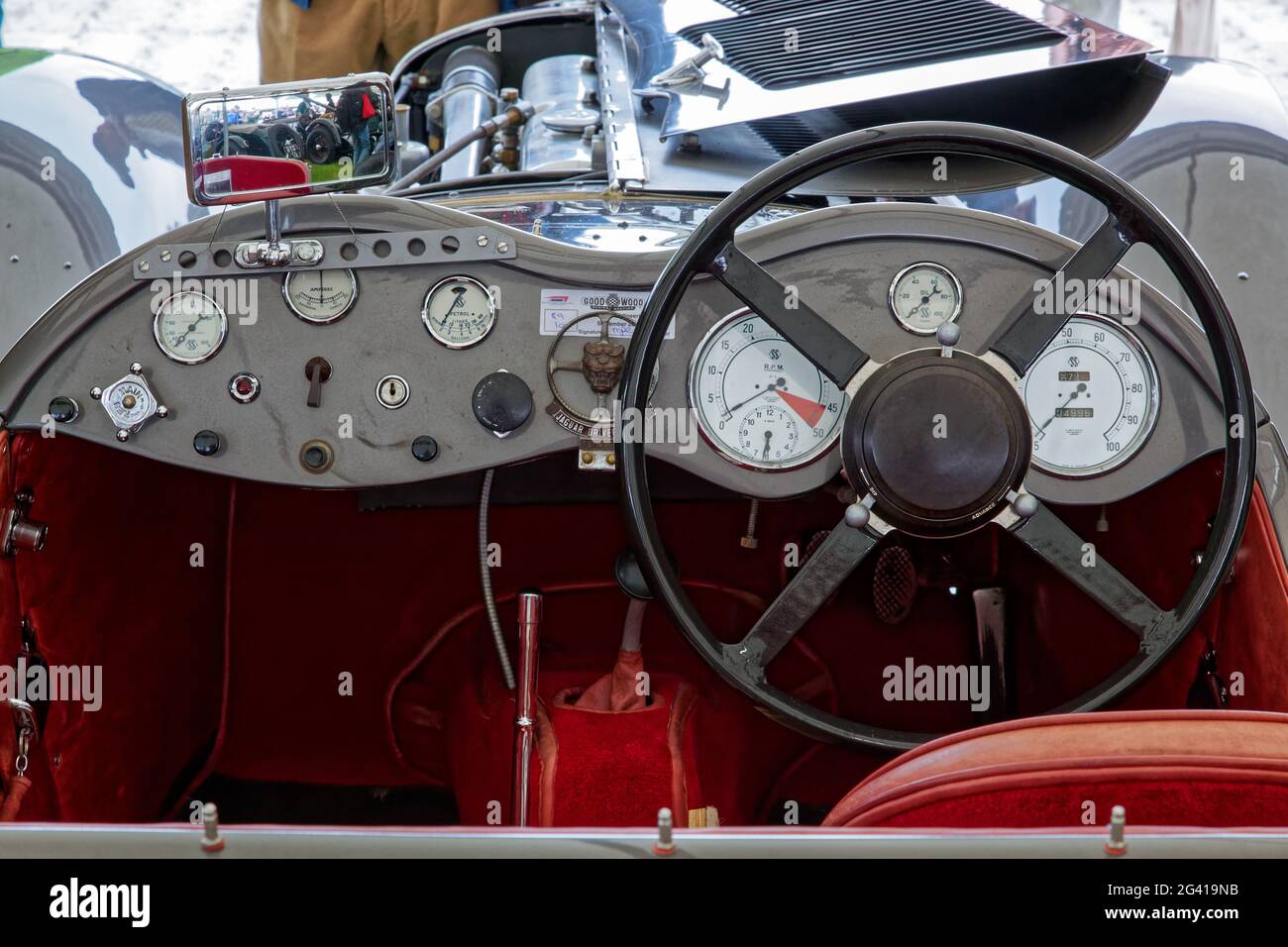 Cockpit windscreen hi-res stock photography and images - Alamy