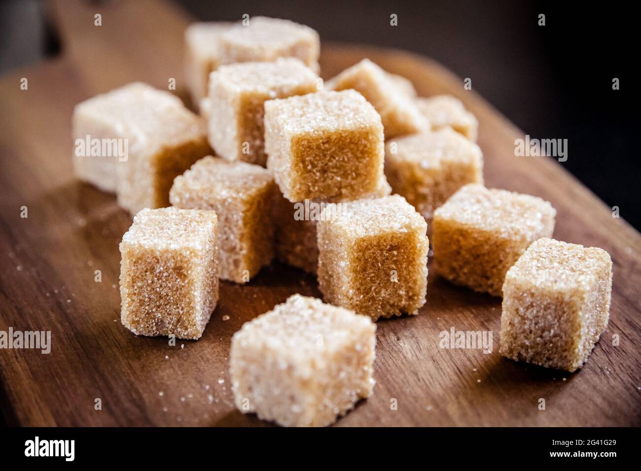 Cutting a cube hi-res stock photography and images - Alamy