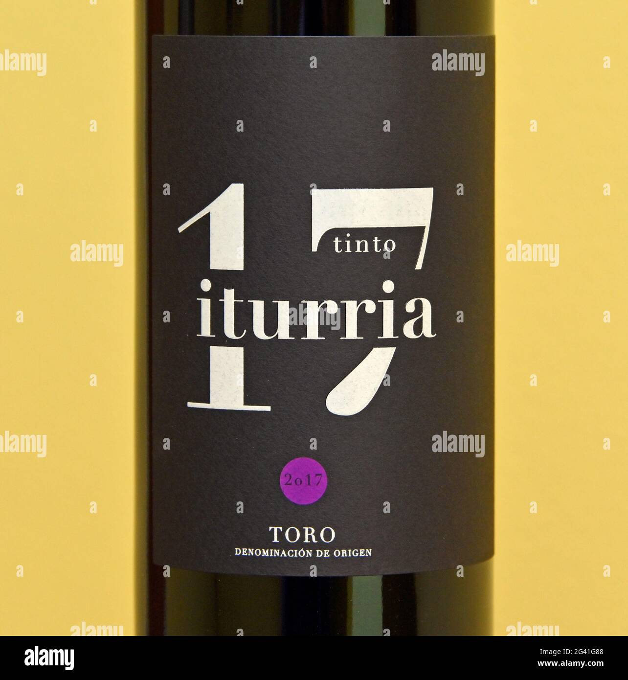 Toro wine label hi-res stock photography and images - Alamy