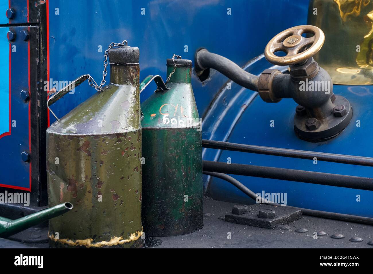Green painted steam locomotive hi-res stock photography and images - Alamy