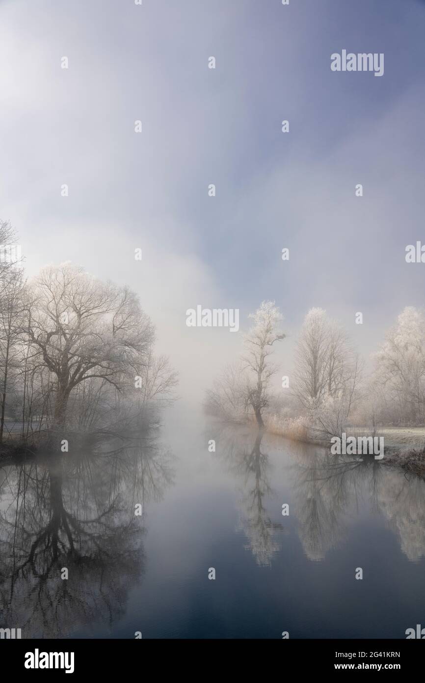 Winter idyll at the Kochelsee spout of the Loisach, Bavaria, Germany ...
